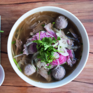 Pho Bom – Cuisine traditionnelle et authentique vietnamienne